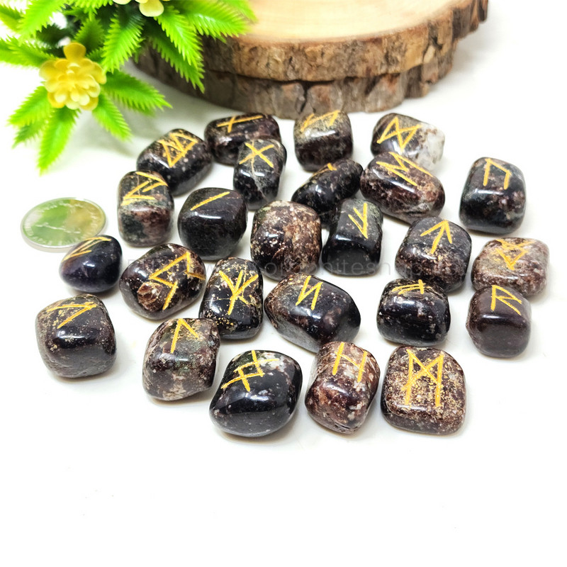 Garnet Reiki Rune Sets With Instructions - Crystals Store